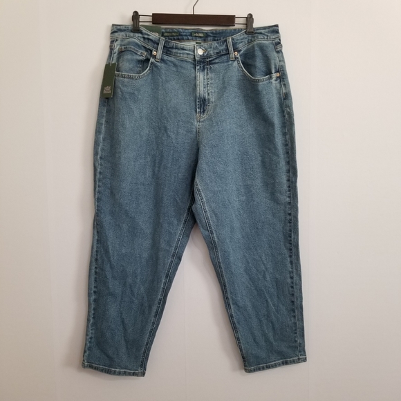 wild fable | Jeans | Nwt Wild Fable Super High Rise Taper Jeans Size 7 ...